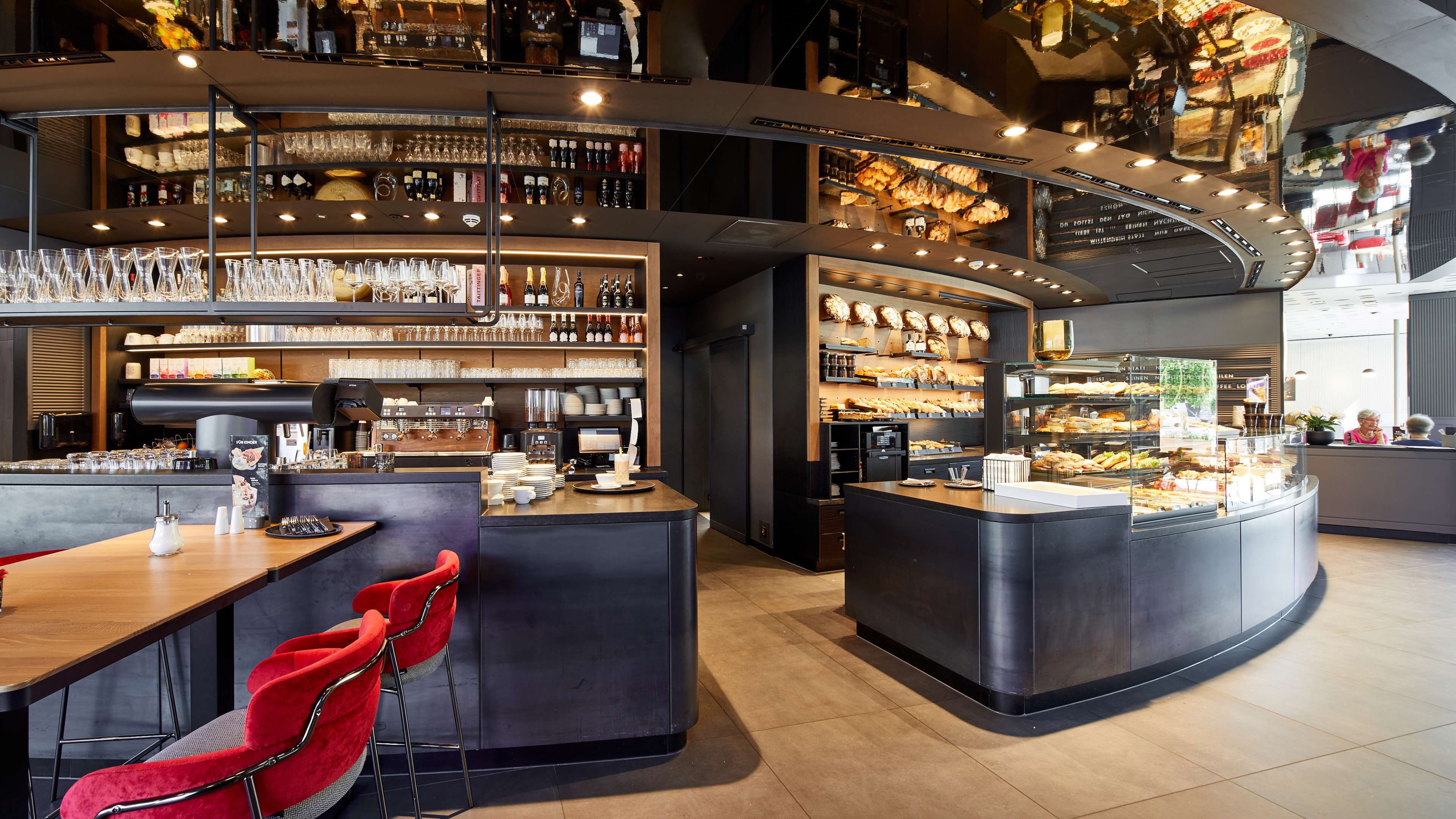 Ihr Bäckerei-Café – DER Lieblingsplatz! - abc Ladenbau - Bäckerei Inneneinrichtung